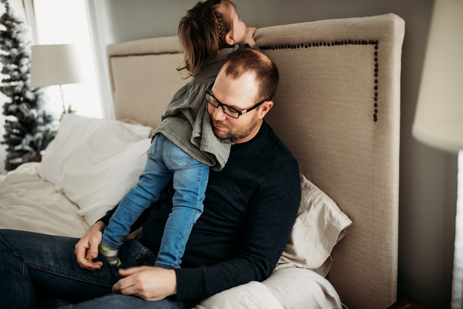 Tips for Photographing Newborns at Home: How to Create Beautiful Photos ...