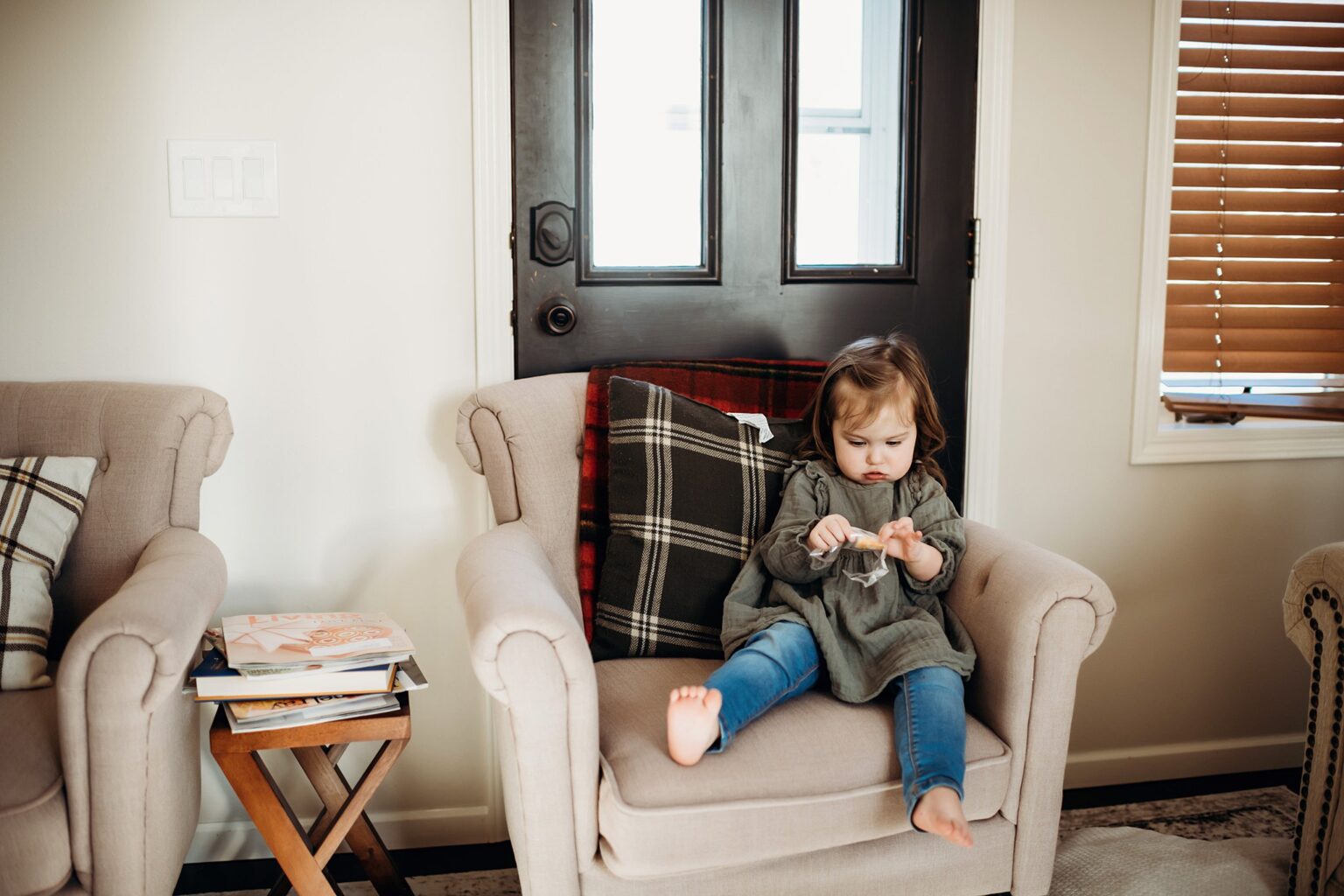 Tips for Photographing Newborns at Home: How to Create Beautiful Photos ...