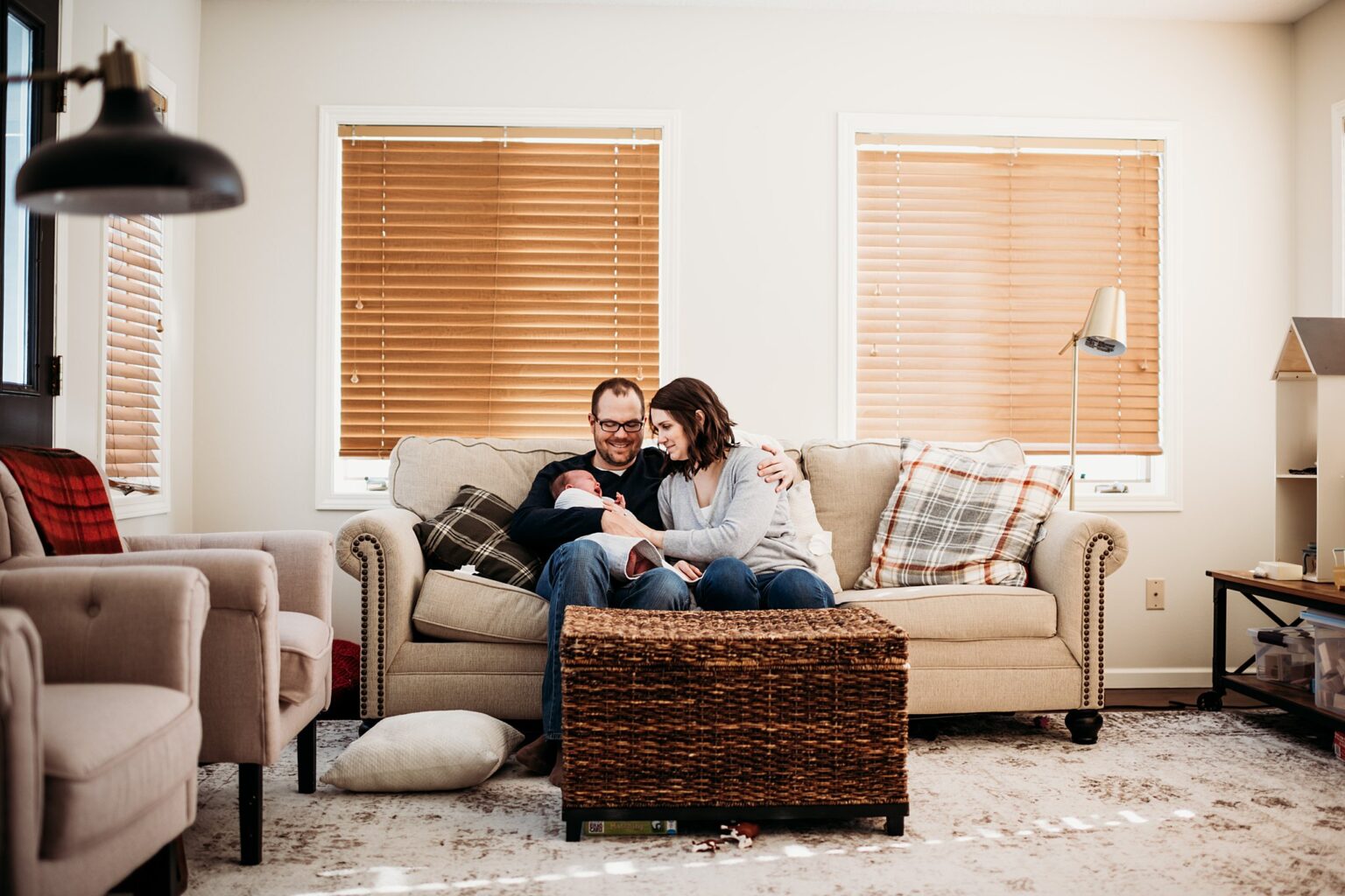 Tips for Photographing Newborns at Home: How to Create Beautiful Photos ...