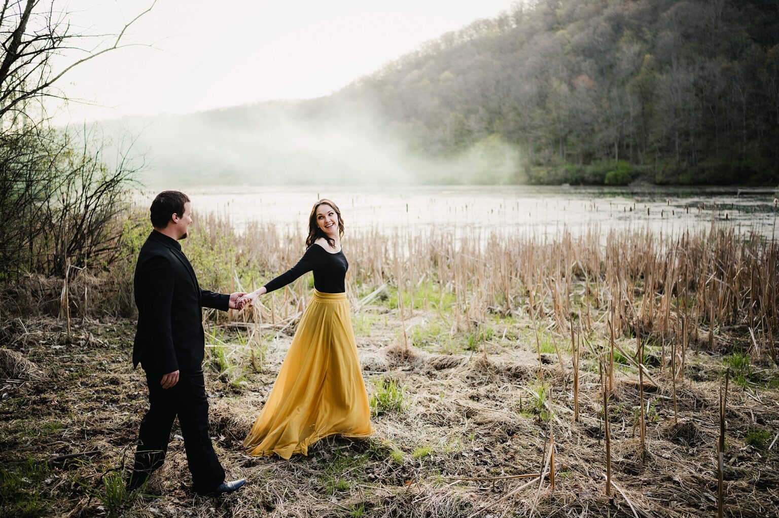 How to Display Your Couples Photos: Creative Ideas for Showcasing Your ...