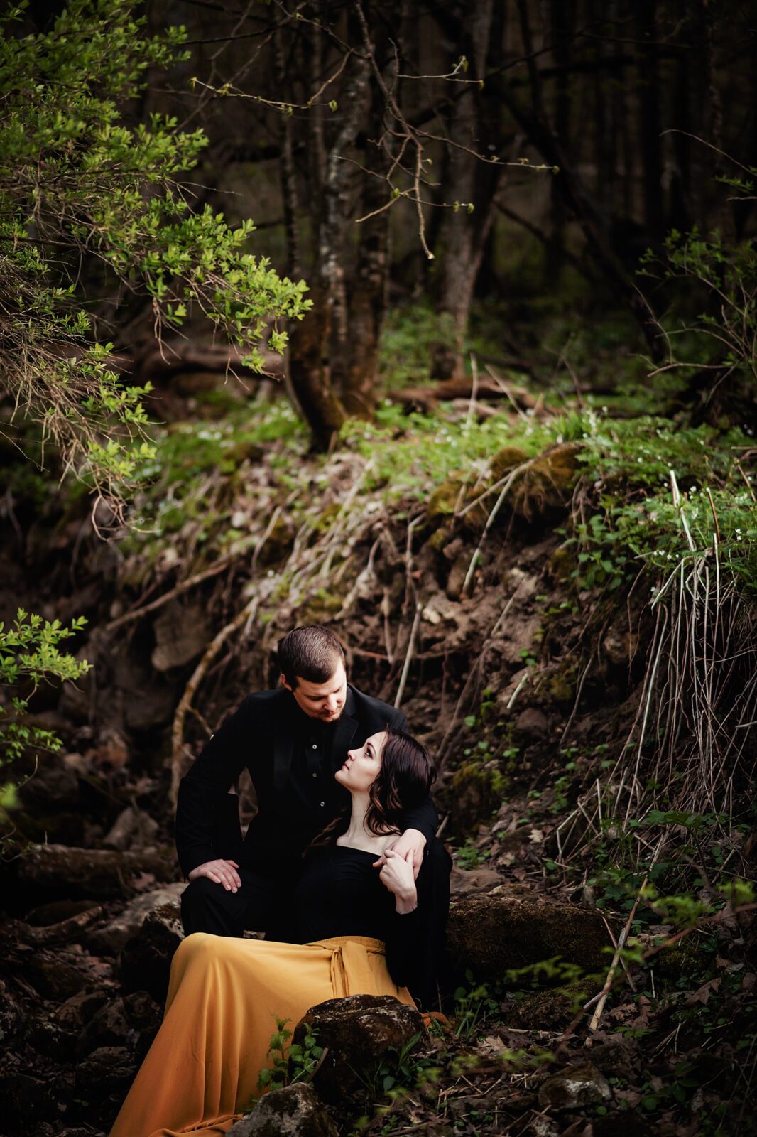 How to Display Your Couples Photos: Creative Ideas for Showcasing Your ...