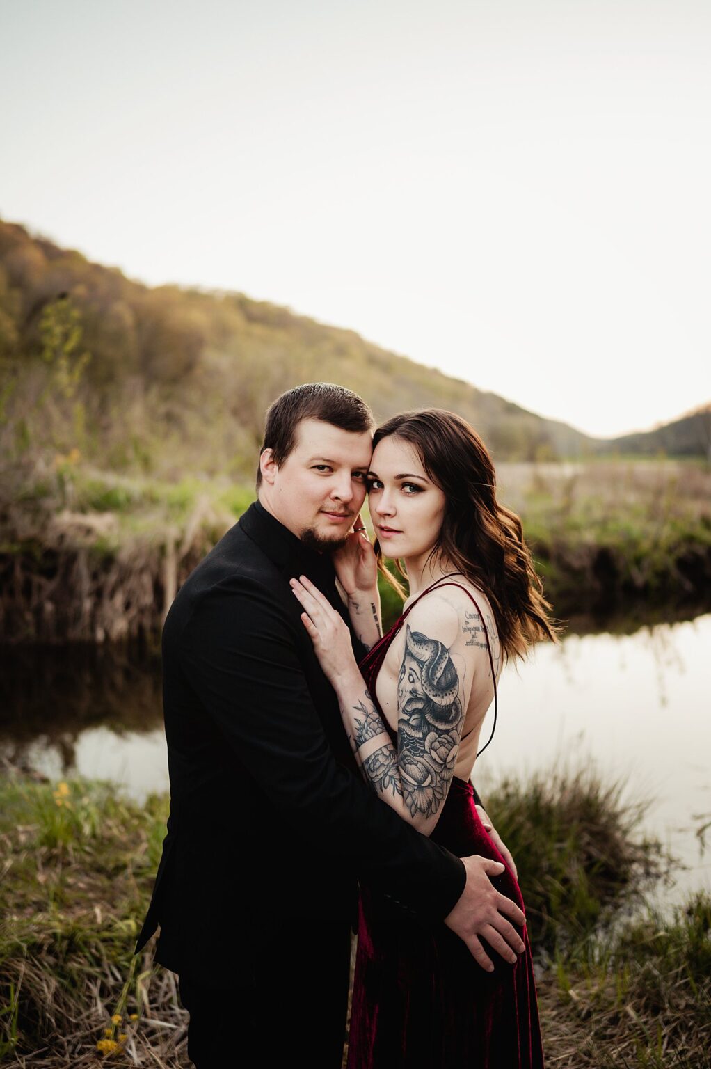 How to Display Your Couples Photos: Creative Ideas for Showcasing Your ...